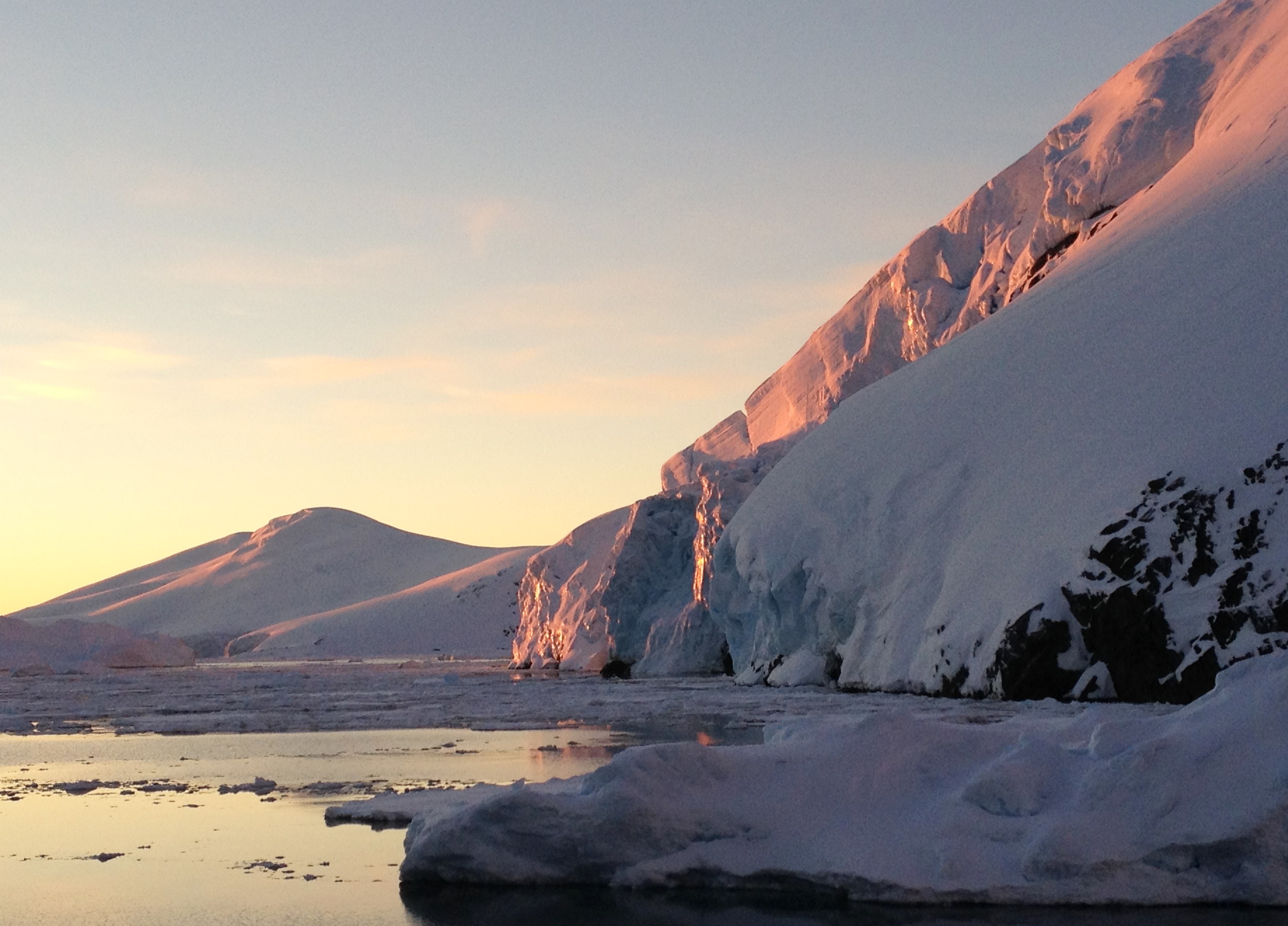 Lemaire Channel | Landmark Information | Swoop Antarctica